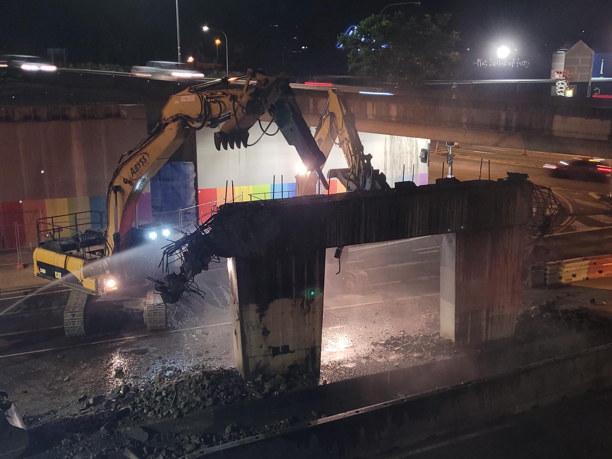 M1 Upgrade - Demolition of Highway Bridges - Abyss Demolition